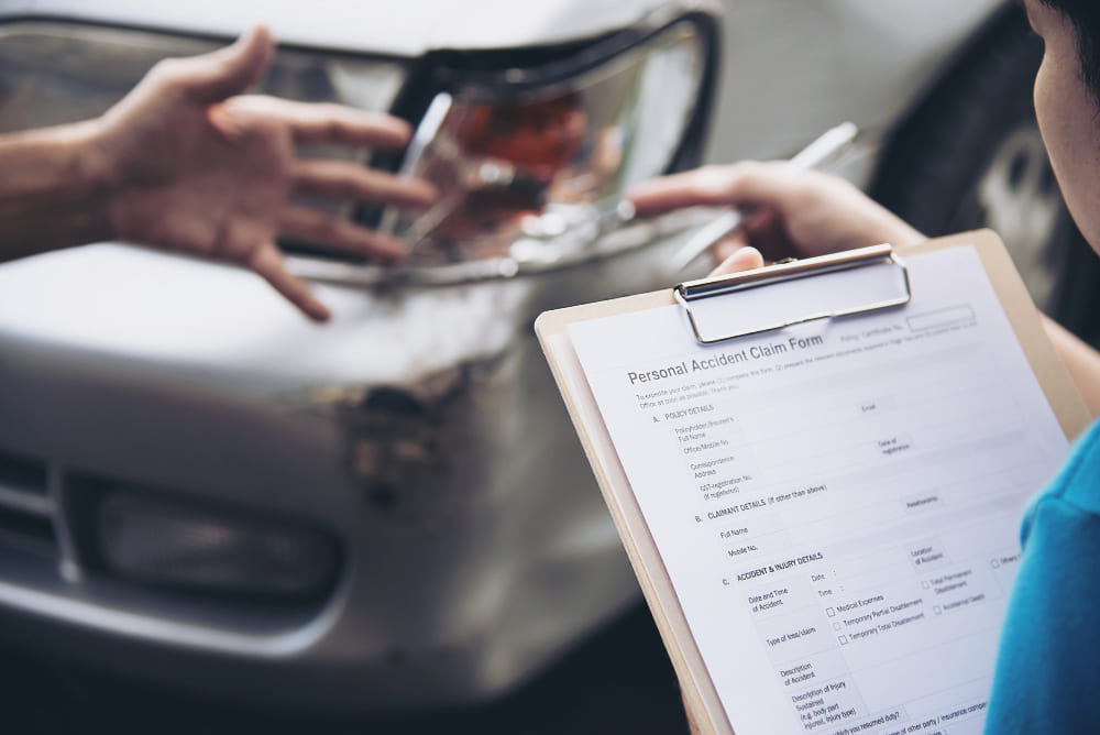 What Evidence GEICO Looks For In An Auto Claim - BlueBusiness